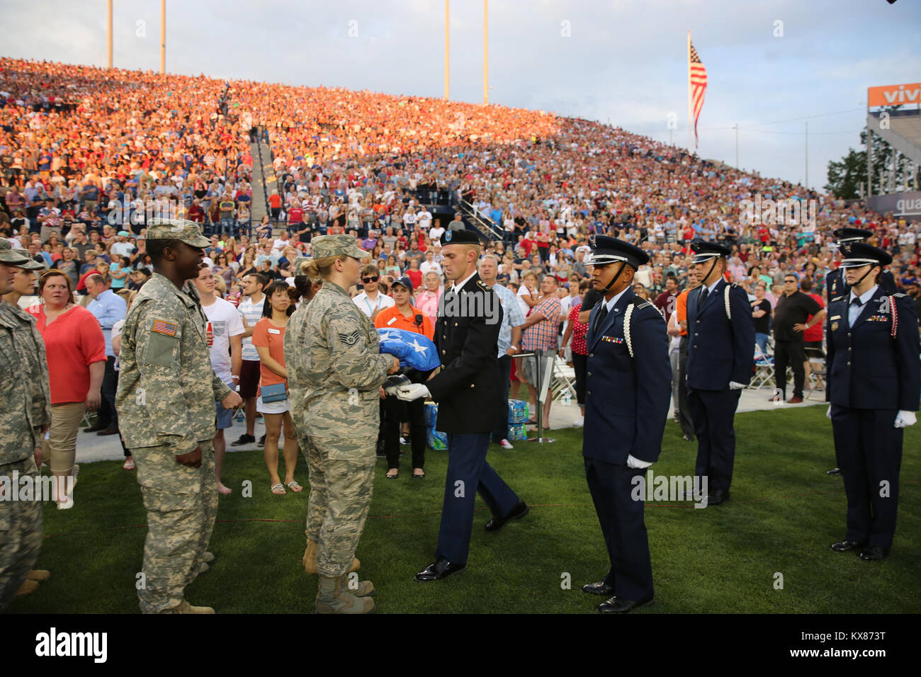 US Army National Guard perform ceremonial duties at celebration event ...