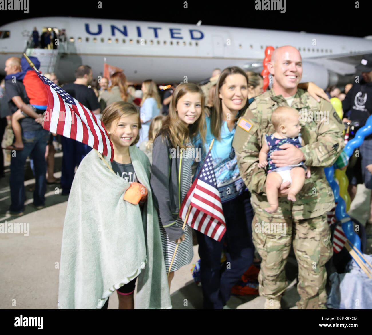 US Army National Guard welcome home from exited family and friends ...
