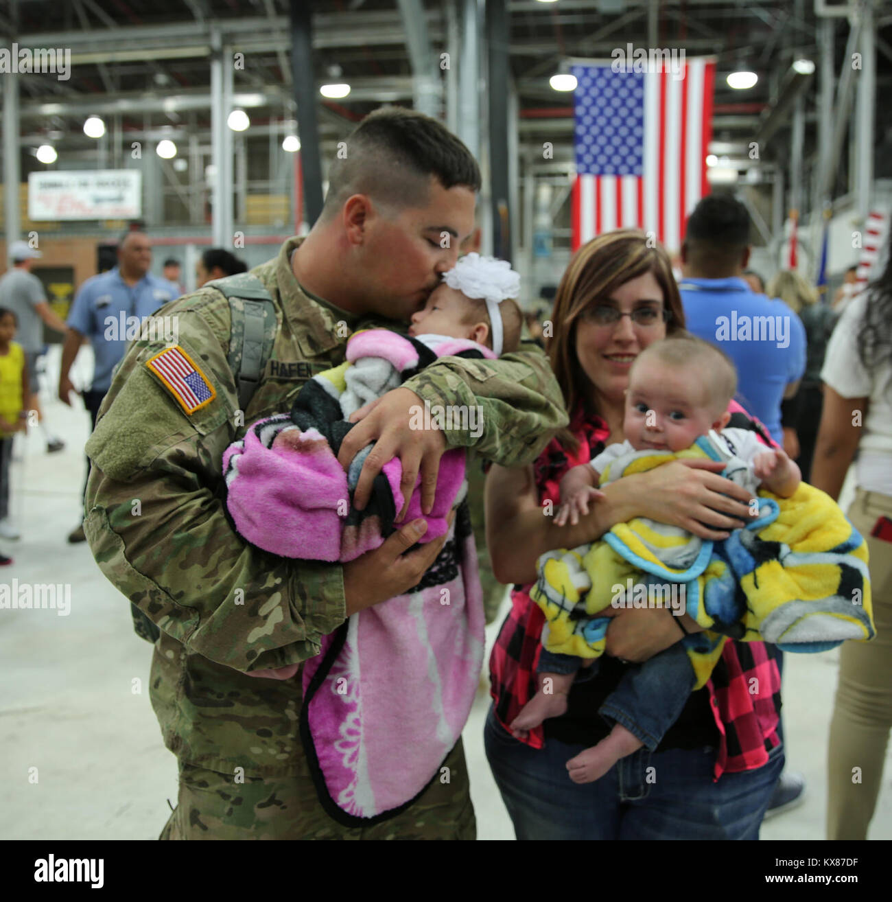 US Army National Guard welcome home from exited family and friends ...