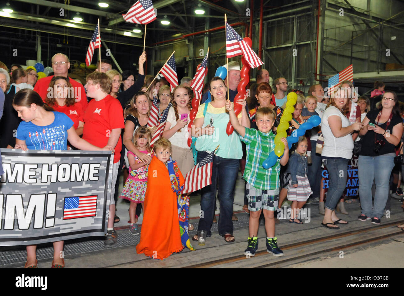 US Army National Guard welcome home from family and friends after ...