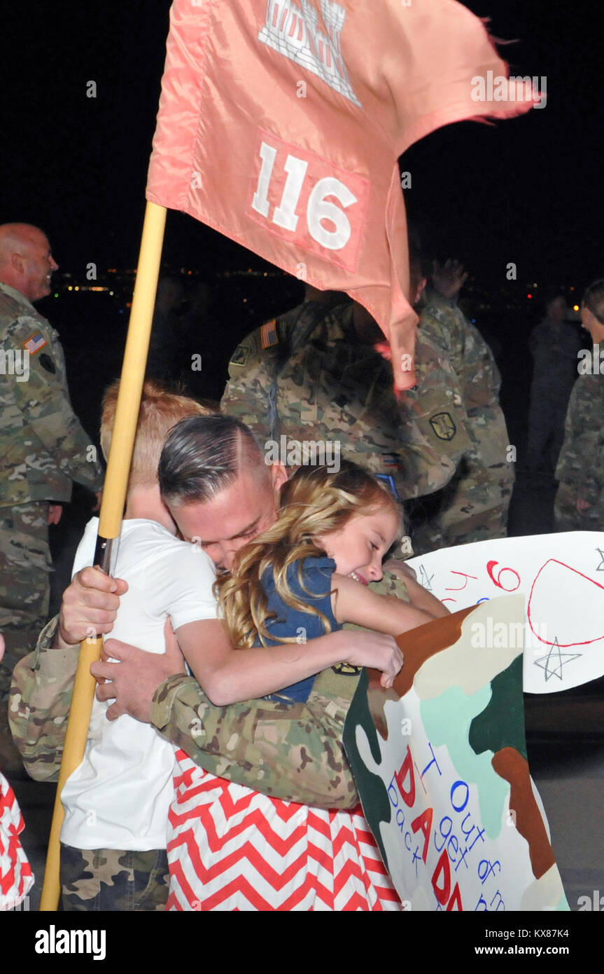 US Army National Guard welcome home from exited family and friends ...