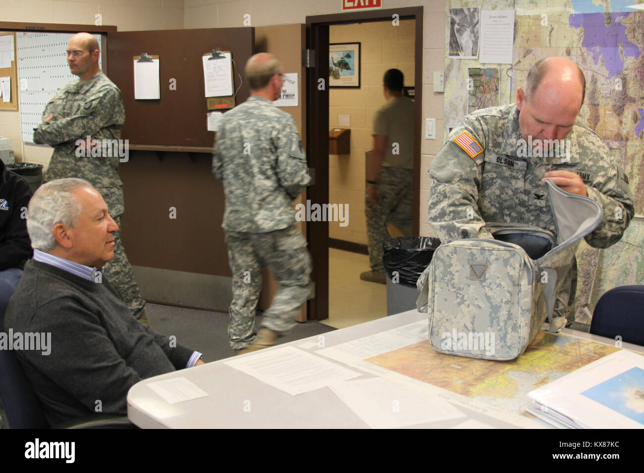 US Army National Guard welcome home from exited family and friends ...