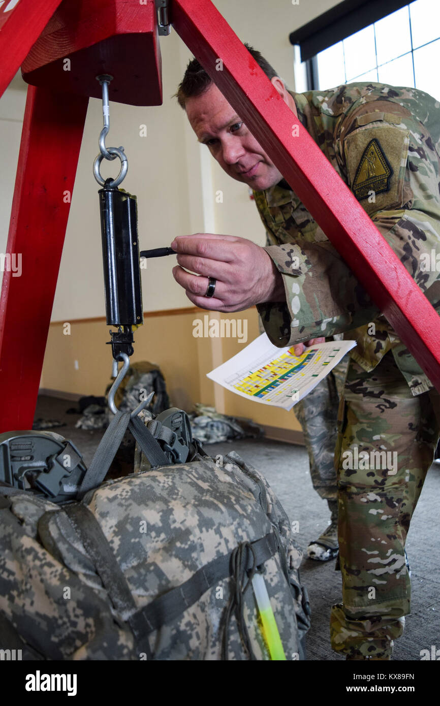 Soldiers and Airmen earn the German Armed Forces Proficiency Badge, Jan ...