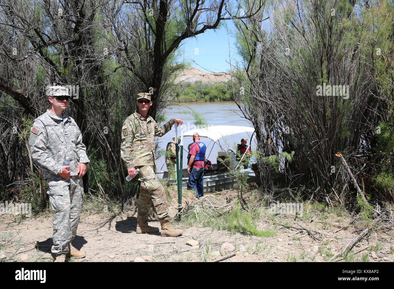 US Army National Guard military training and education. Practicing ...