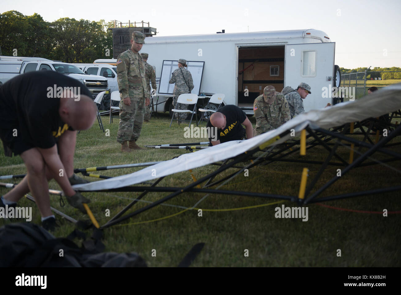 Soldiers from the Utah National Guard and FEMA Region VIII Homeland ...
