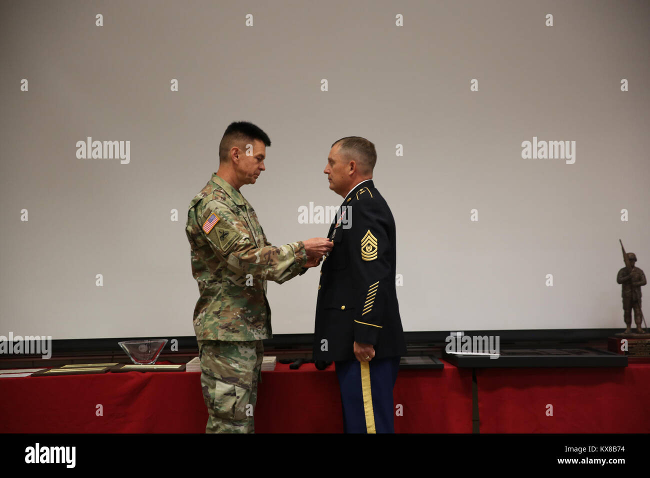 US military National Guard awards and promotion ceremony Stock Photo ...