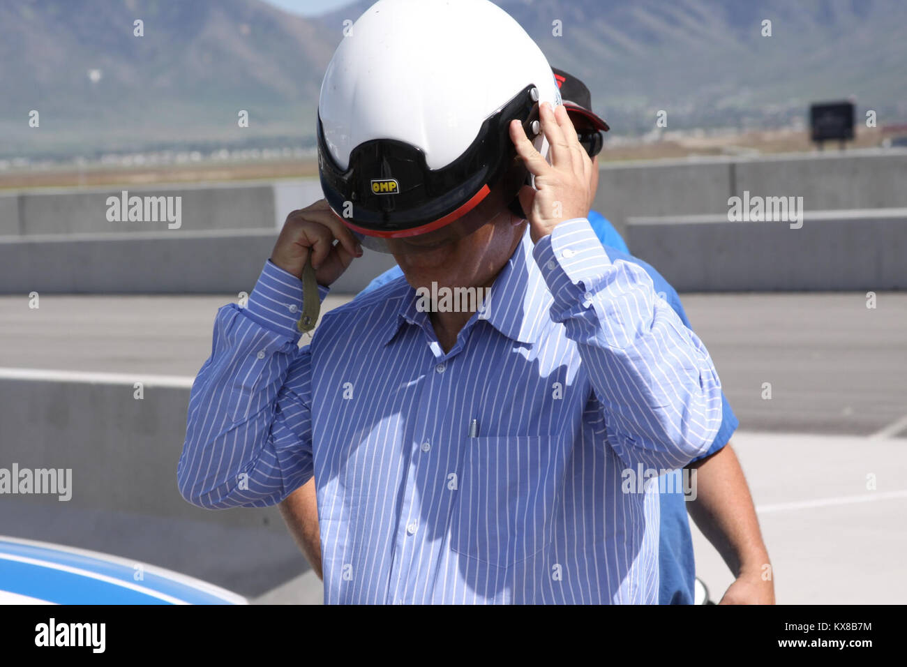 US Army National Guard personnel experience Indycar motor racing at ...