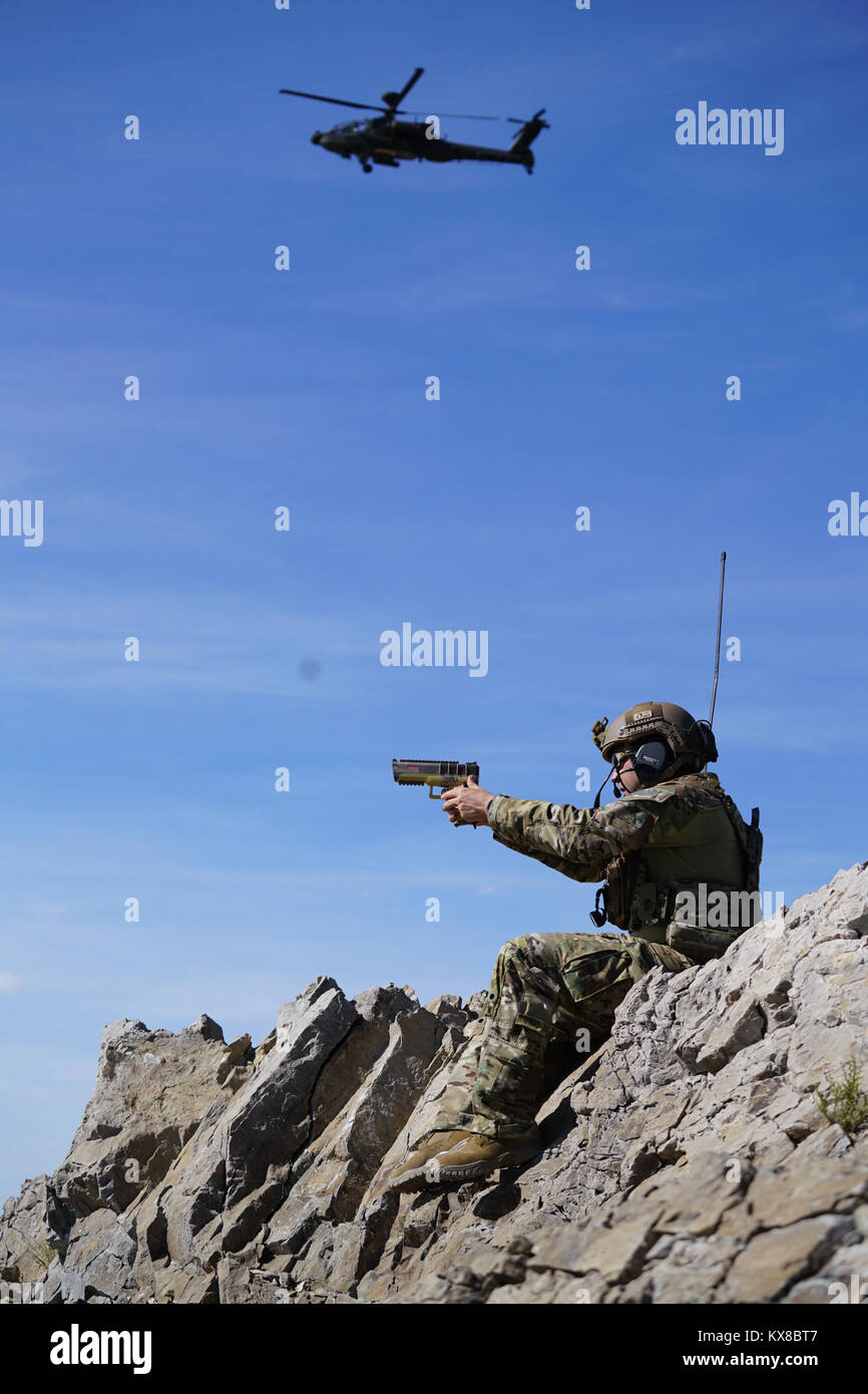 Armed forces in action Stock Photo - Alamy
