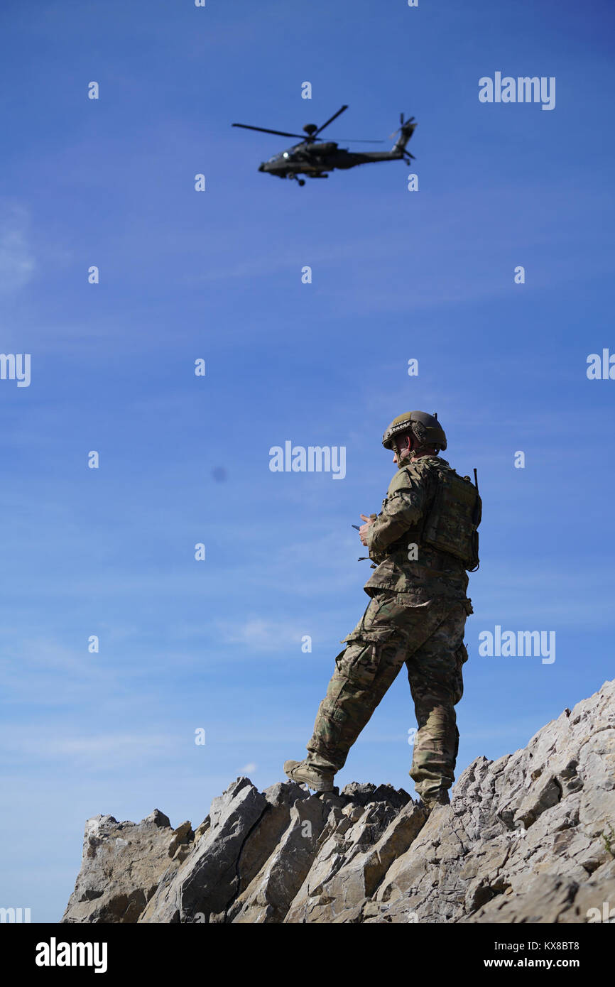 Armed forces in action Stock Photo - Alamy
