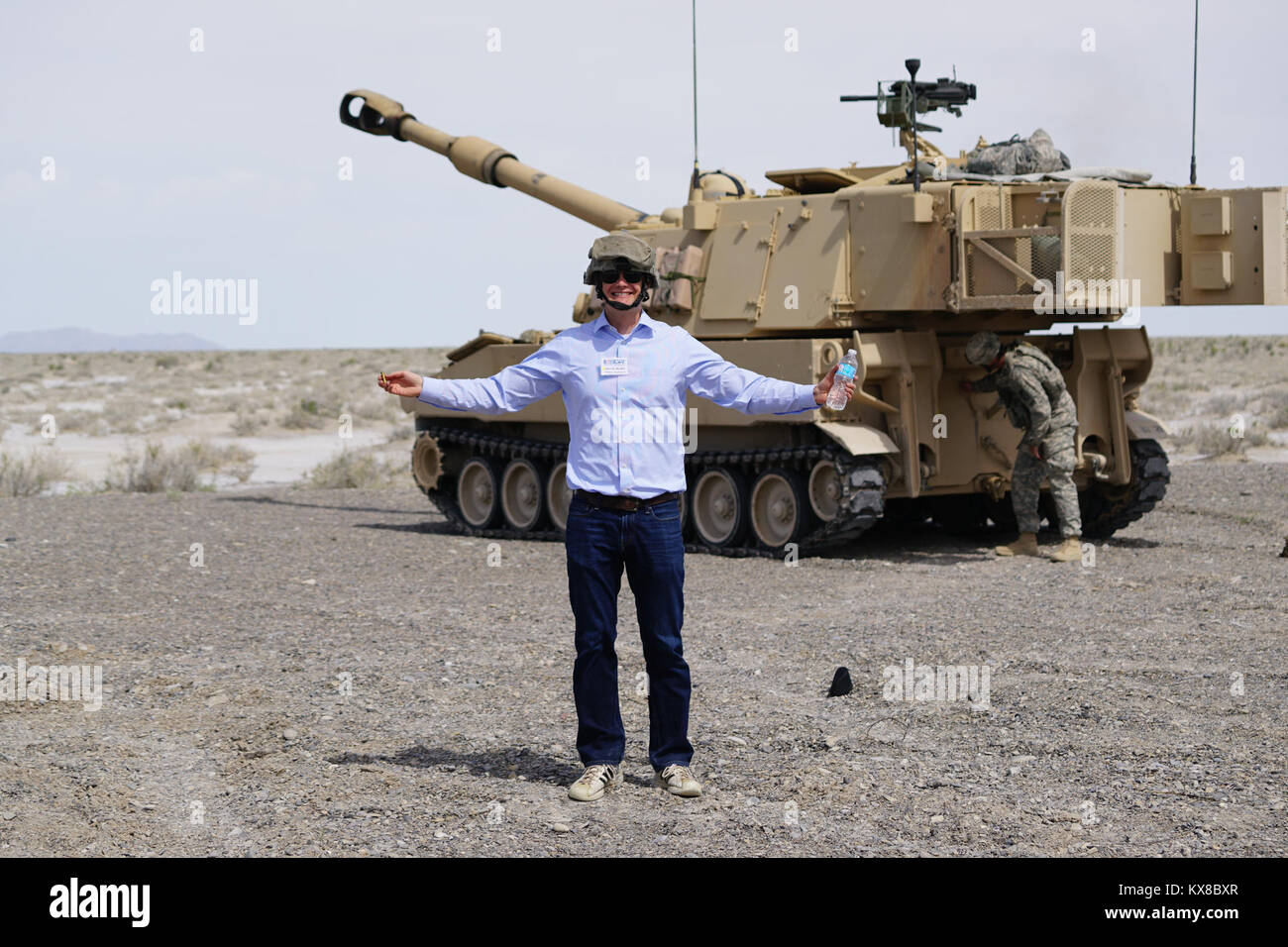 Armed forces in action Stock Photo - Alamy