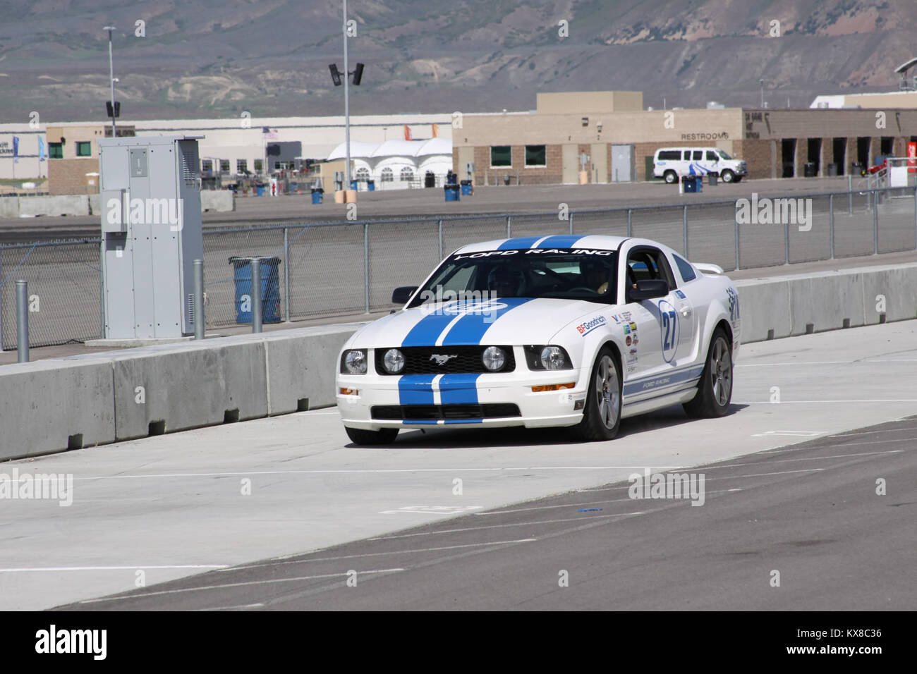 US Army National Guard personnel experience Indycar motor racing at ...