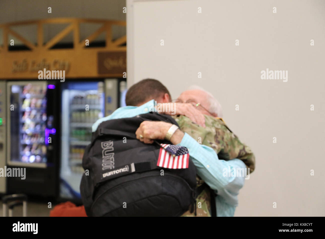 Two dozen Soldiers from the 142nd Military Intelligence Battalion ...