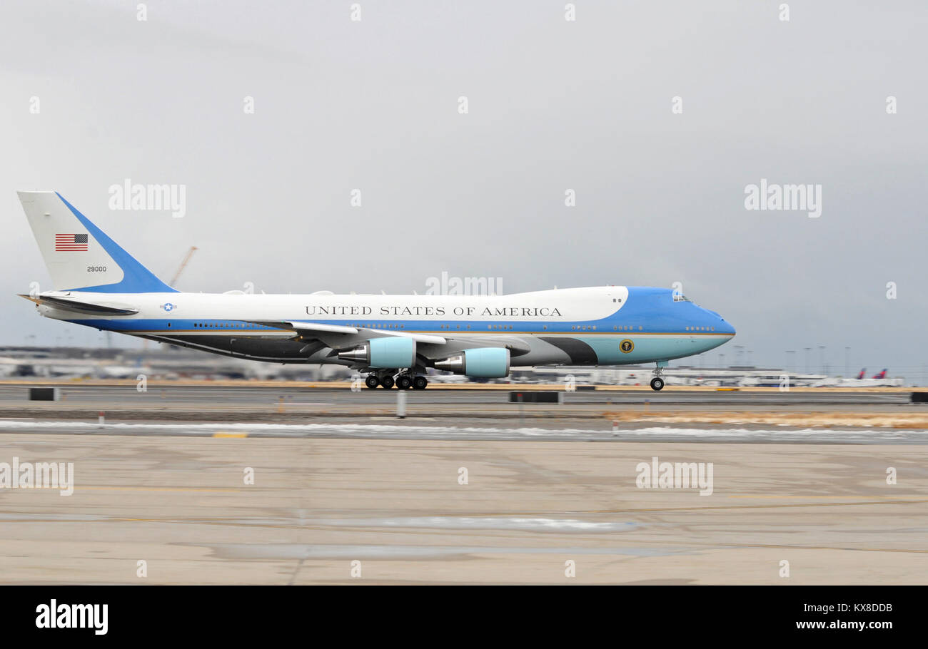 Air Force One on runway Stock Photo - Alamy