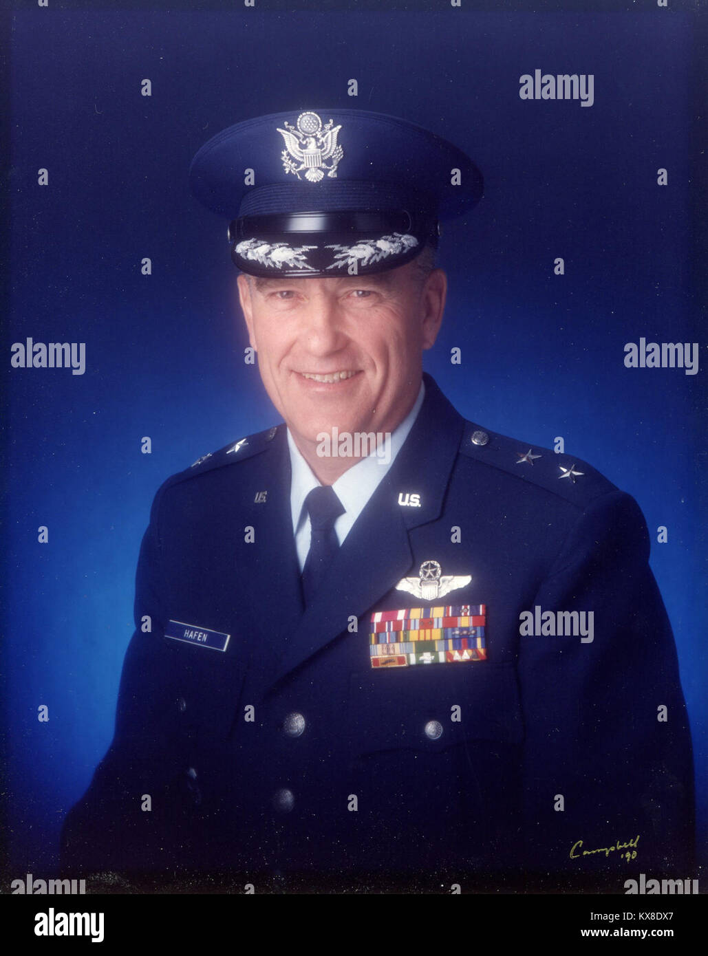 Portrait of US military person Stock Photo - Alamy