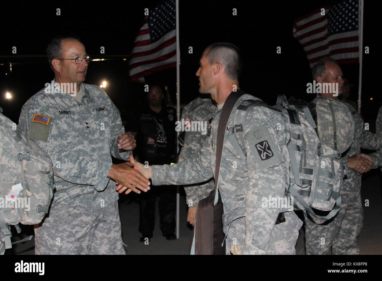 US army farewell before leaving for deployment Stock Photo - Alamy