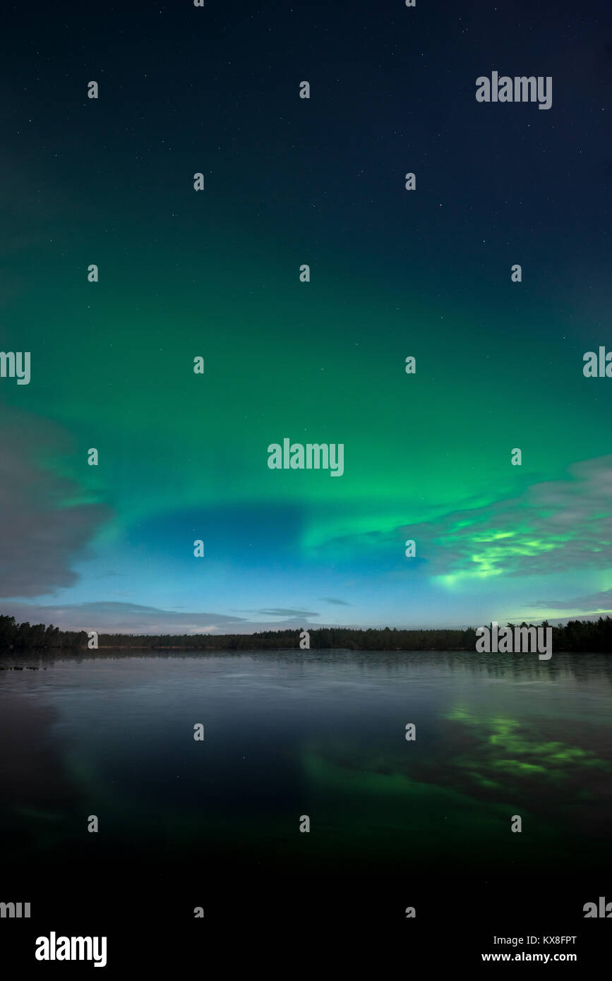 Stars reflection lake hi-res stock photography and images - Alamy