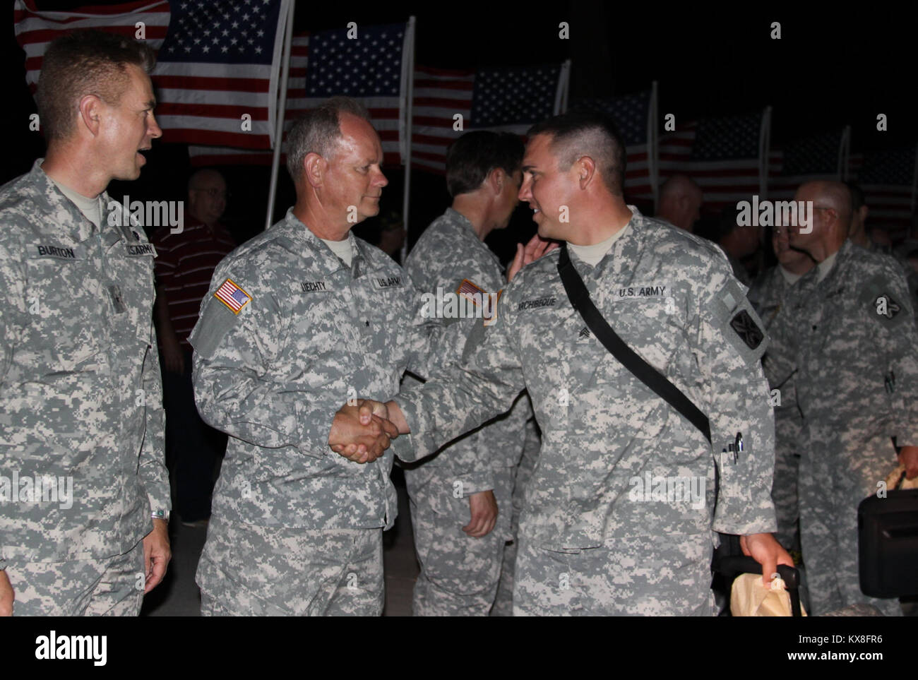 US army farewell before leaving for deployment Stock Photo - Alamy