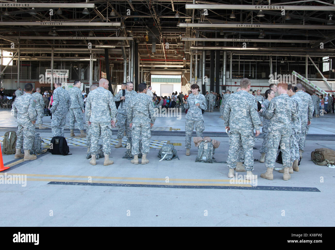 US army family fun day Stock Photo - Alamy