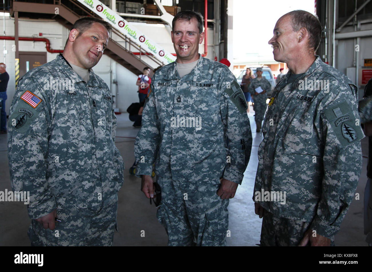US army family fun day Stock Photo - Alamy
