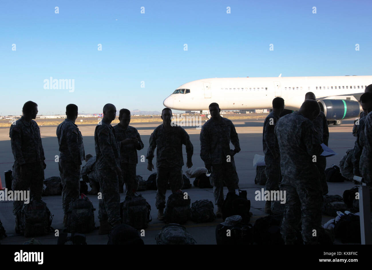 US army family fun day Stock Photo - Alamy