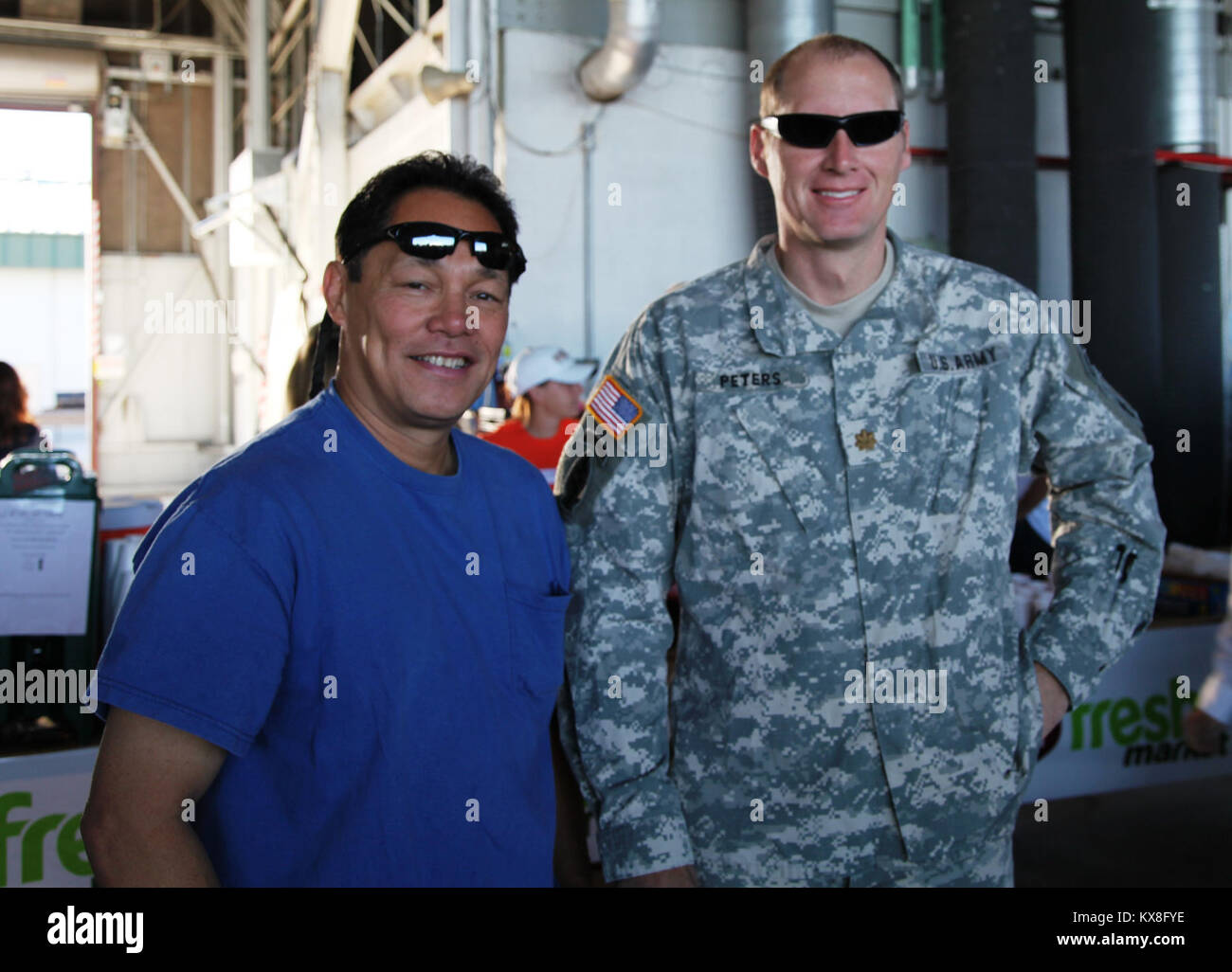 US army family fun day Stock Photo - Alamy