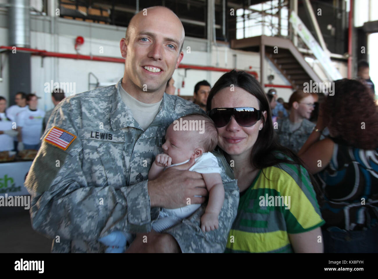 US army family fun day Stock Photo - Alamy