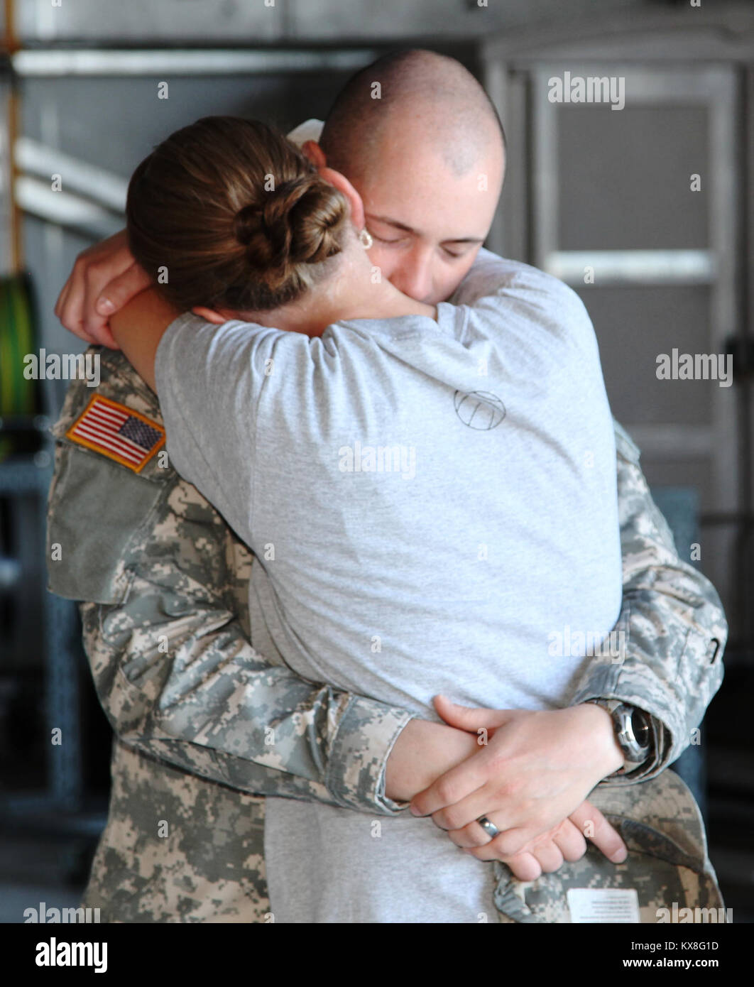 US army soldiers deployment departure, goodbye from friends and family ...