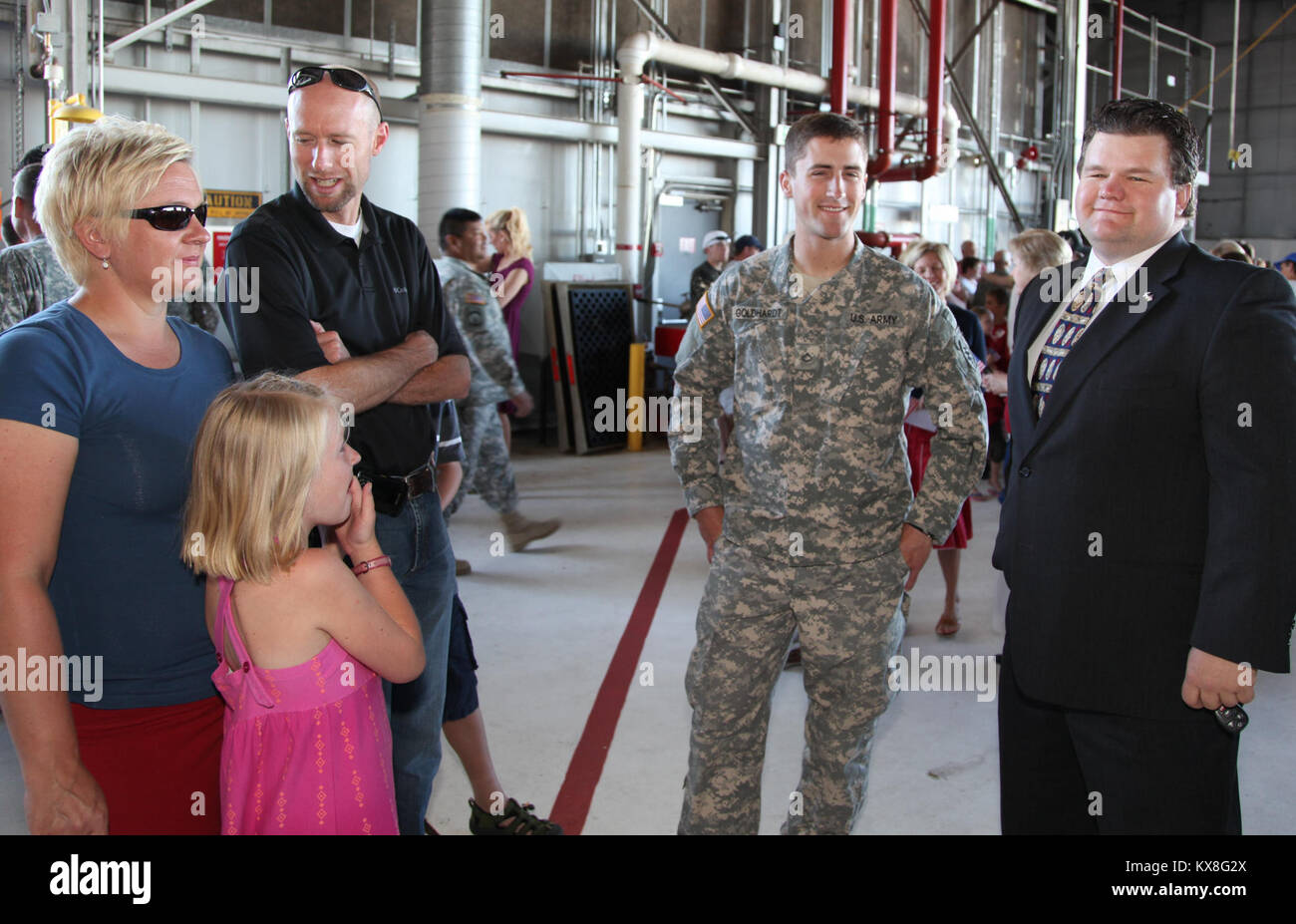 US army soldiers deployment departure, goodbye from friends and family ...