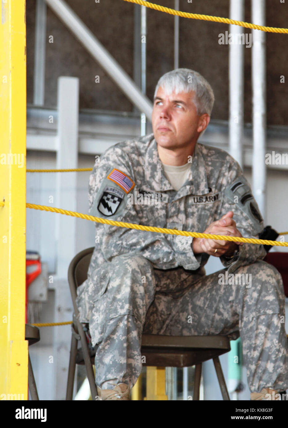US army soldiers deployment departure, goodbye from friends and family ...