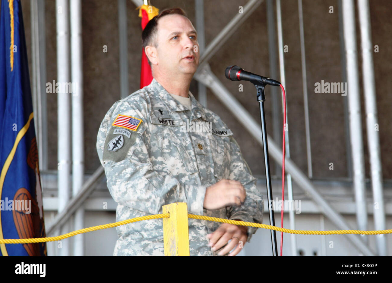US army soldiers deployment departure, goodbye from friends and family ...