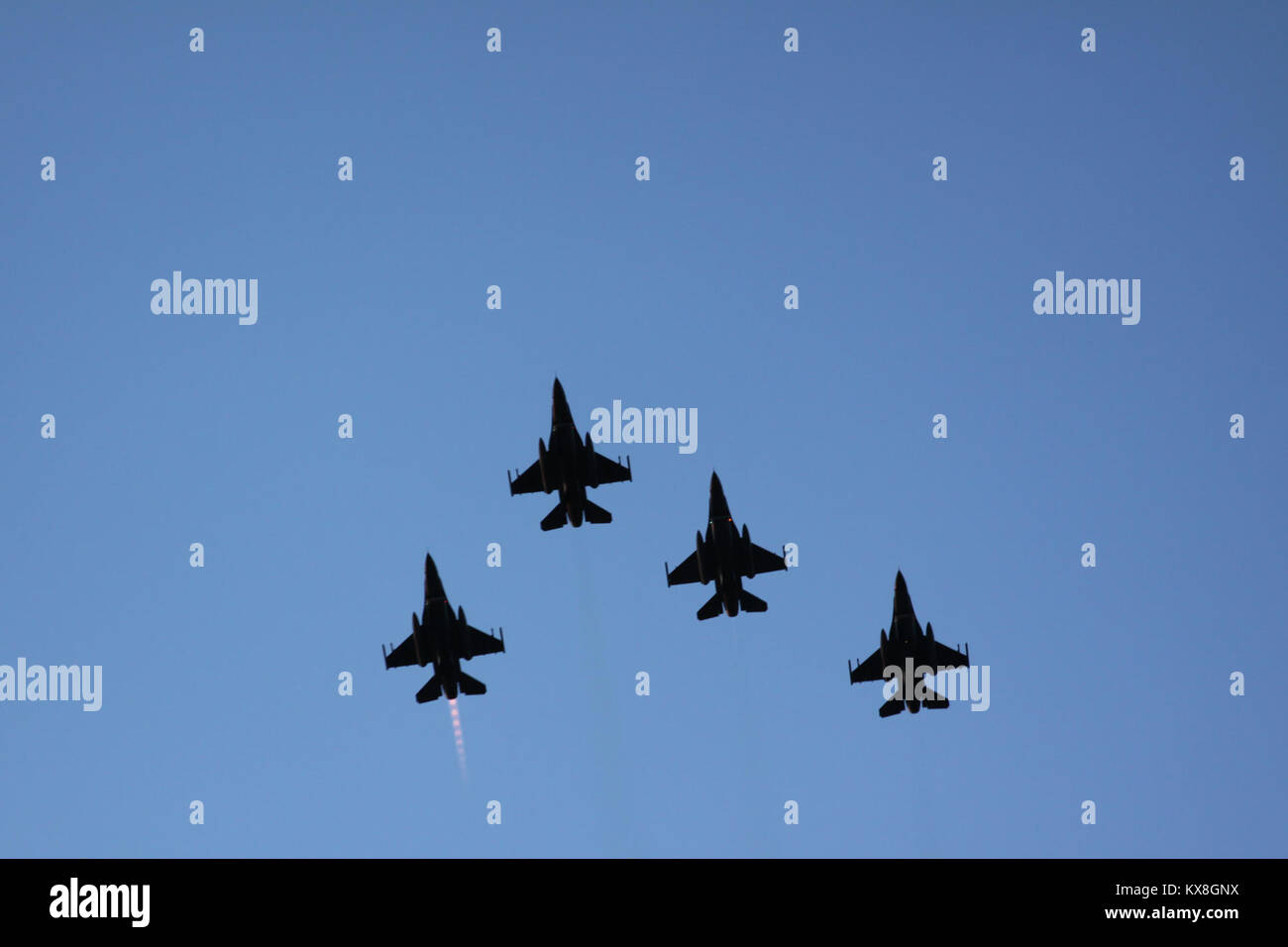 F18 jet aircraft fly past Stock Photo - Alamy
