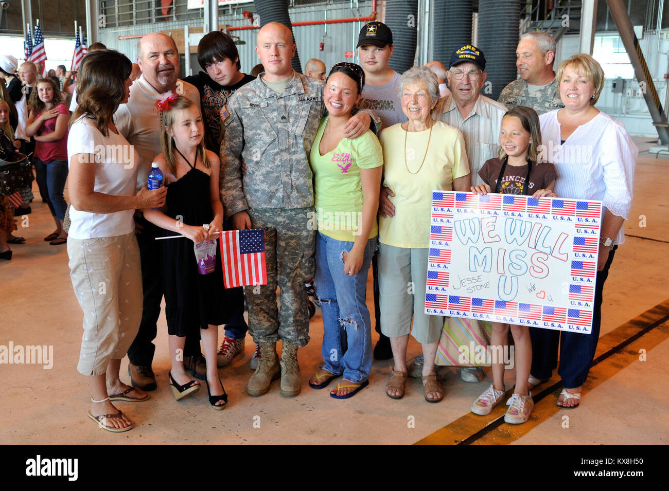 US military personel return home to families Stock Photo - Alamy