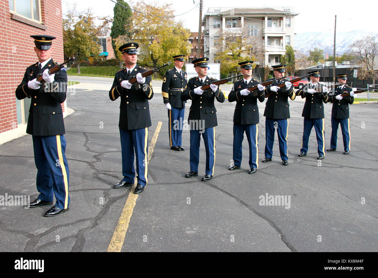 US military funeral Stock Photo - Alamy