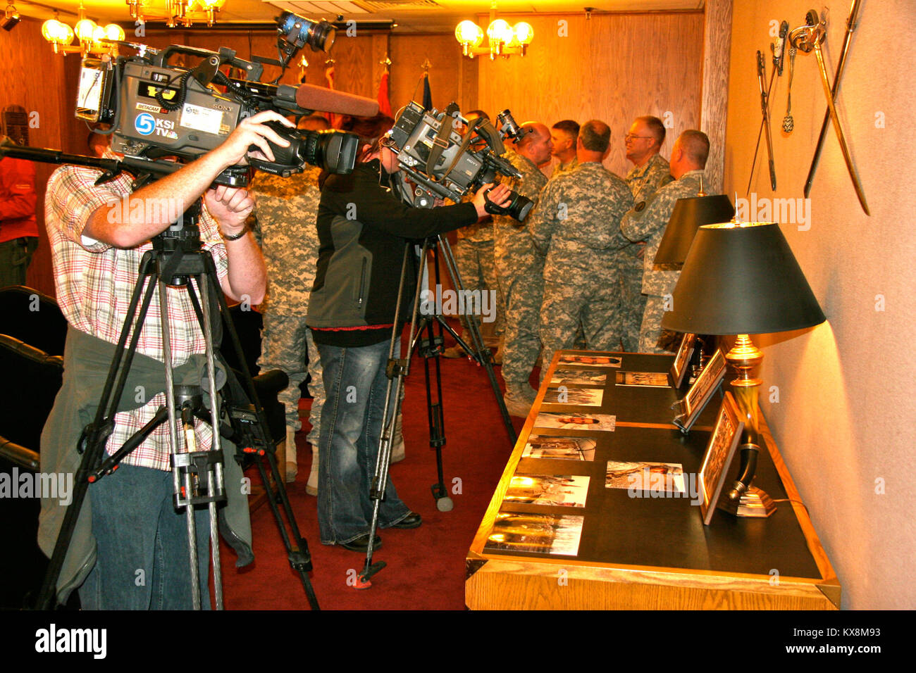 US army award ceremony Stock Photo - Alamy