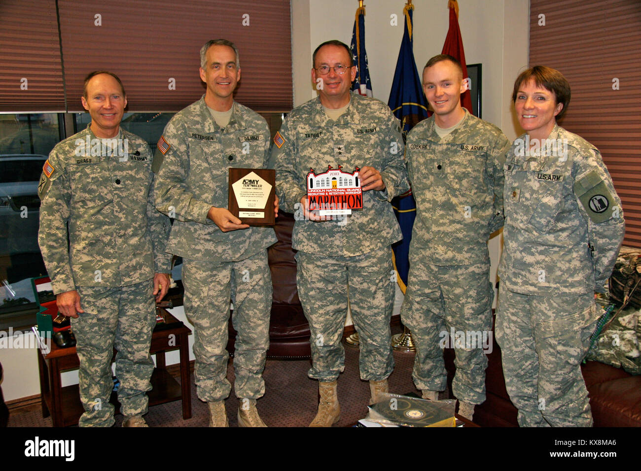 US army award ceremony Stock Photo - Alamy