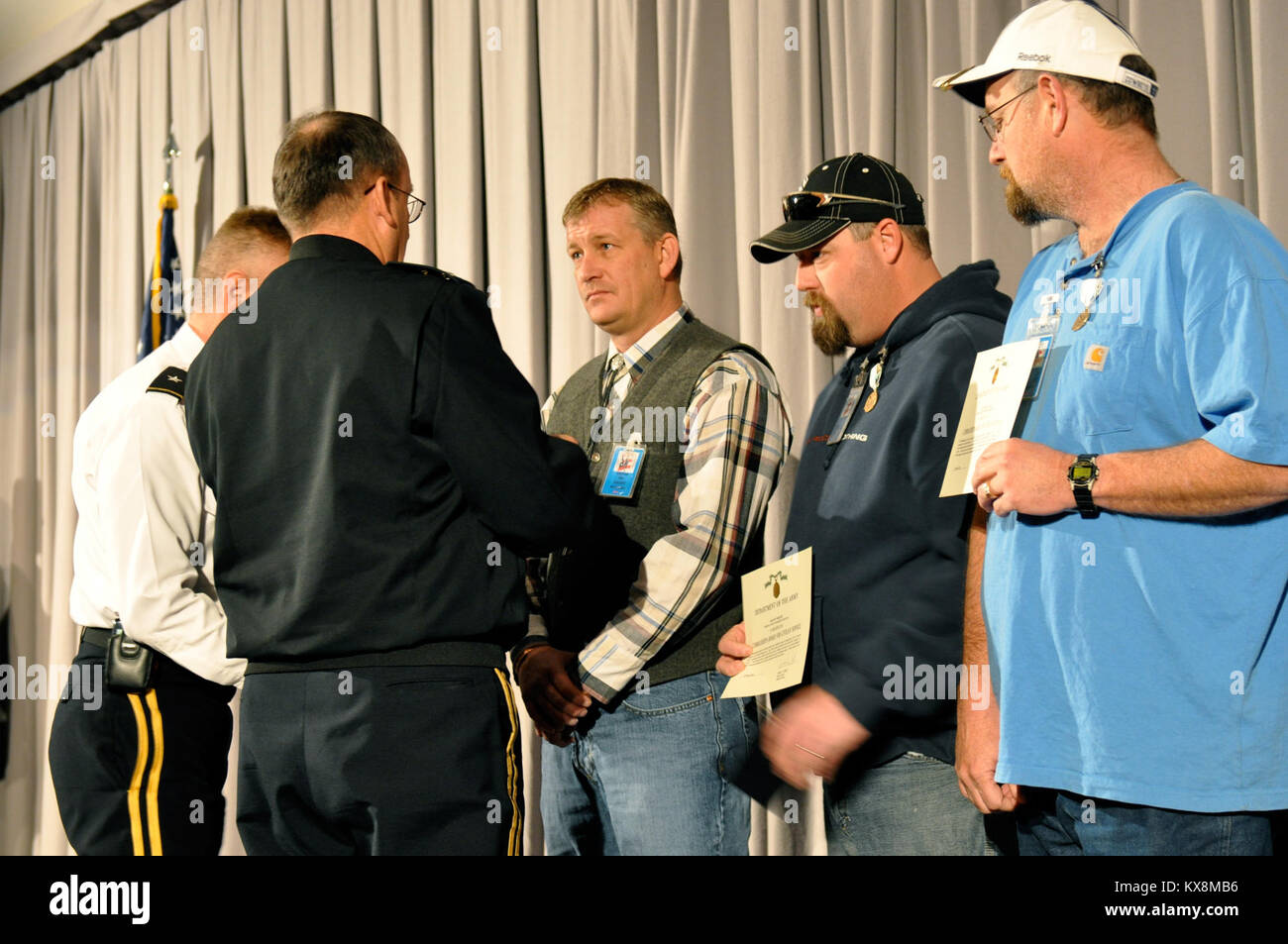 US army award ceremony Stock Photo - Alamy