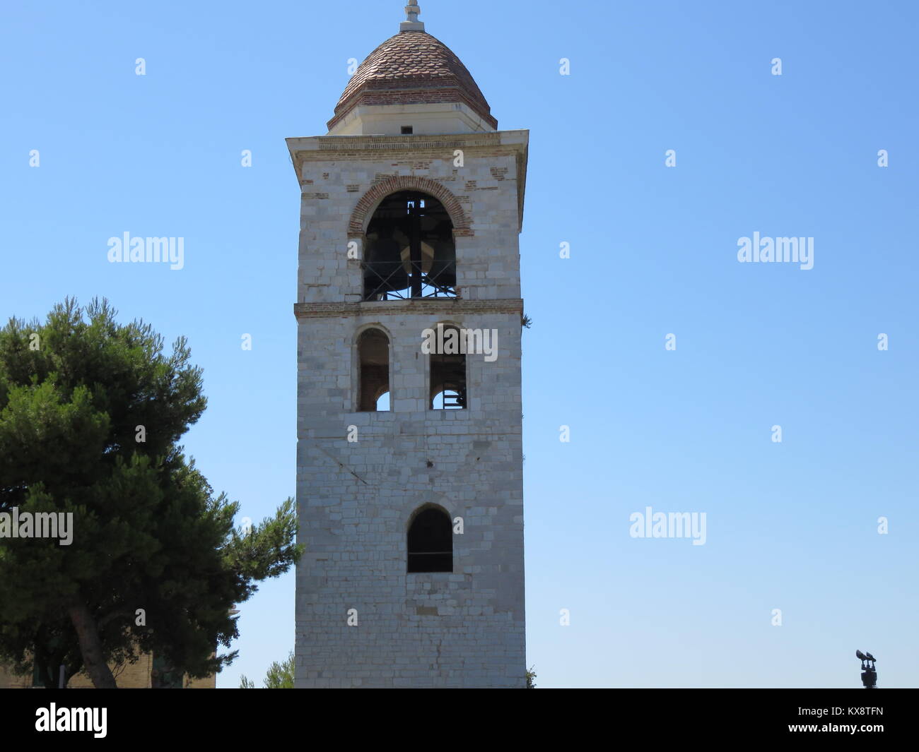 Campanile in mattoni hi-res stock photography and images - Alamy