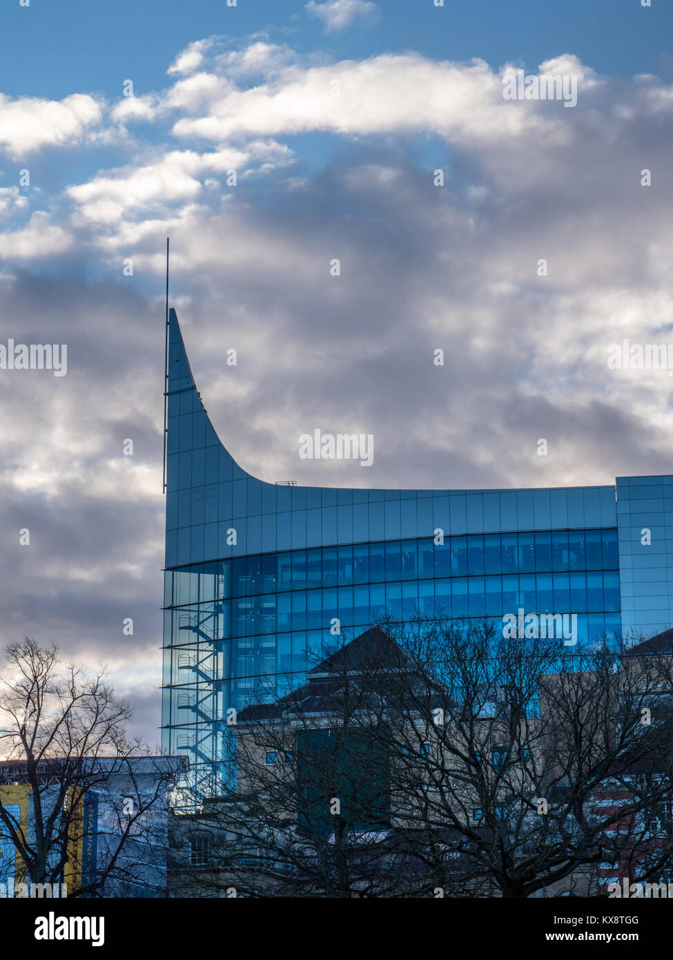 Skyscraper reading berkshire hi-res stock photography and images - Alamy