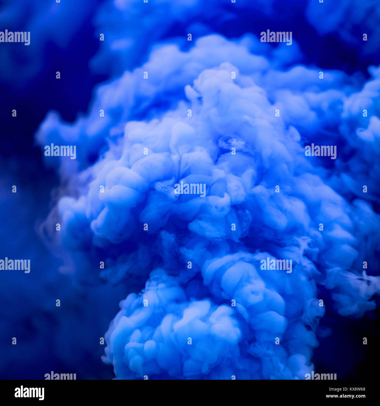 Color smoke mist cloud ink hi-res stock photography and images - Alamy