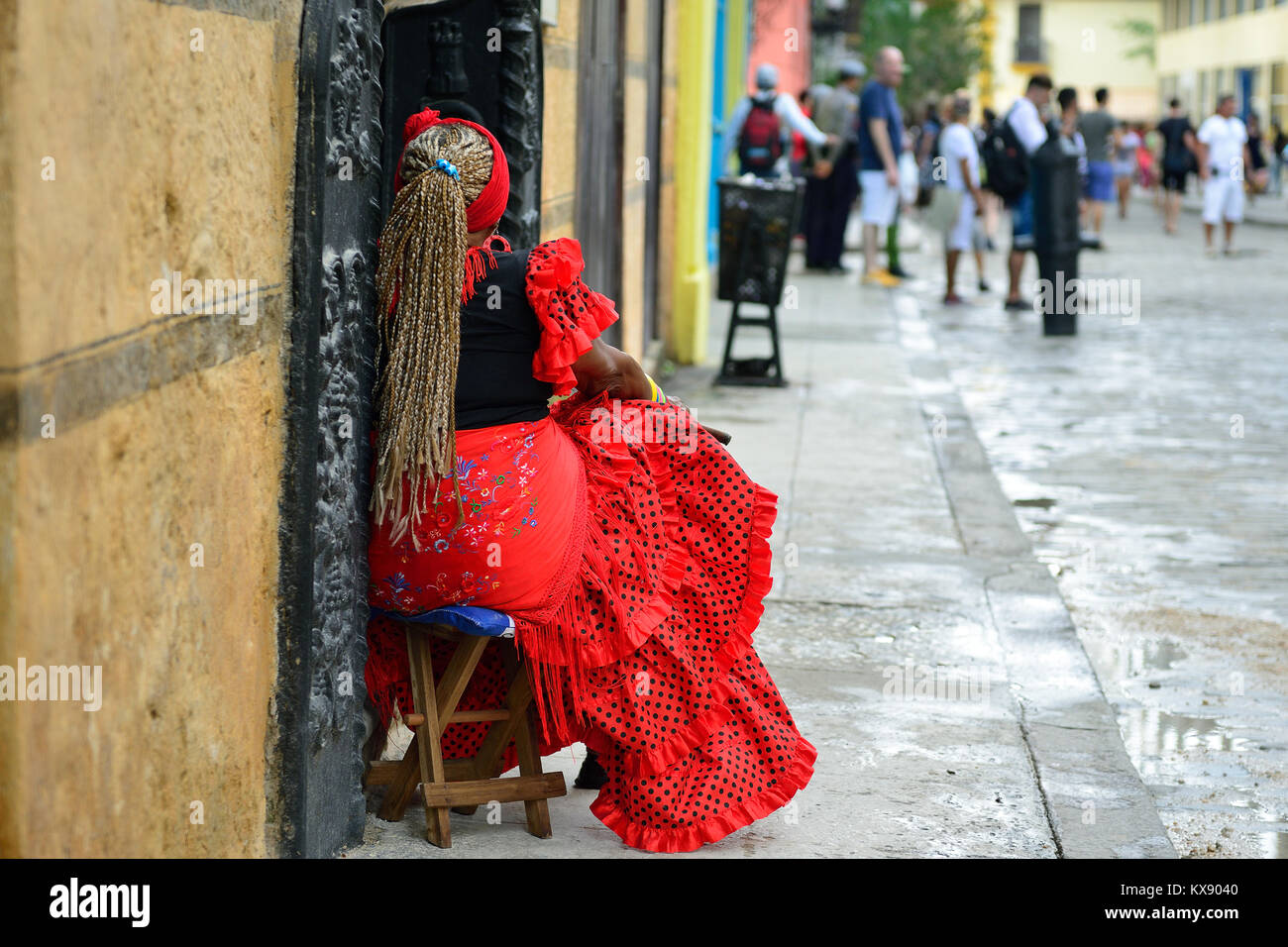 Cuban woman traditional dress hi-res stock photography and images - Alamy