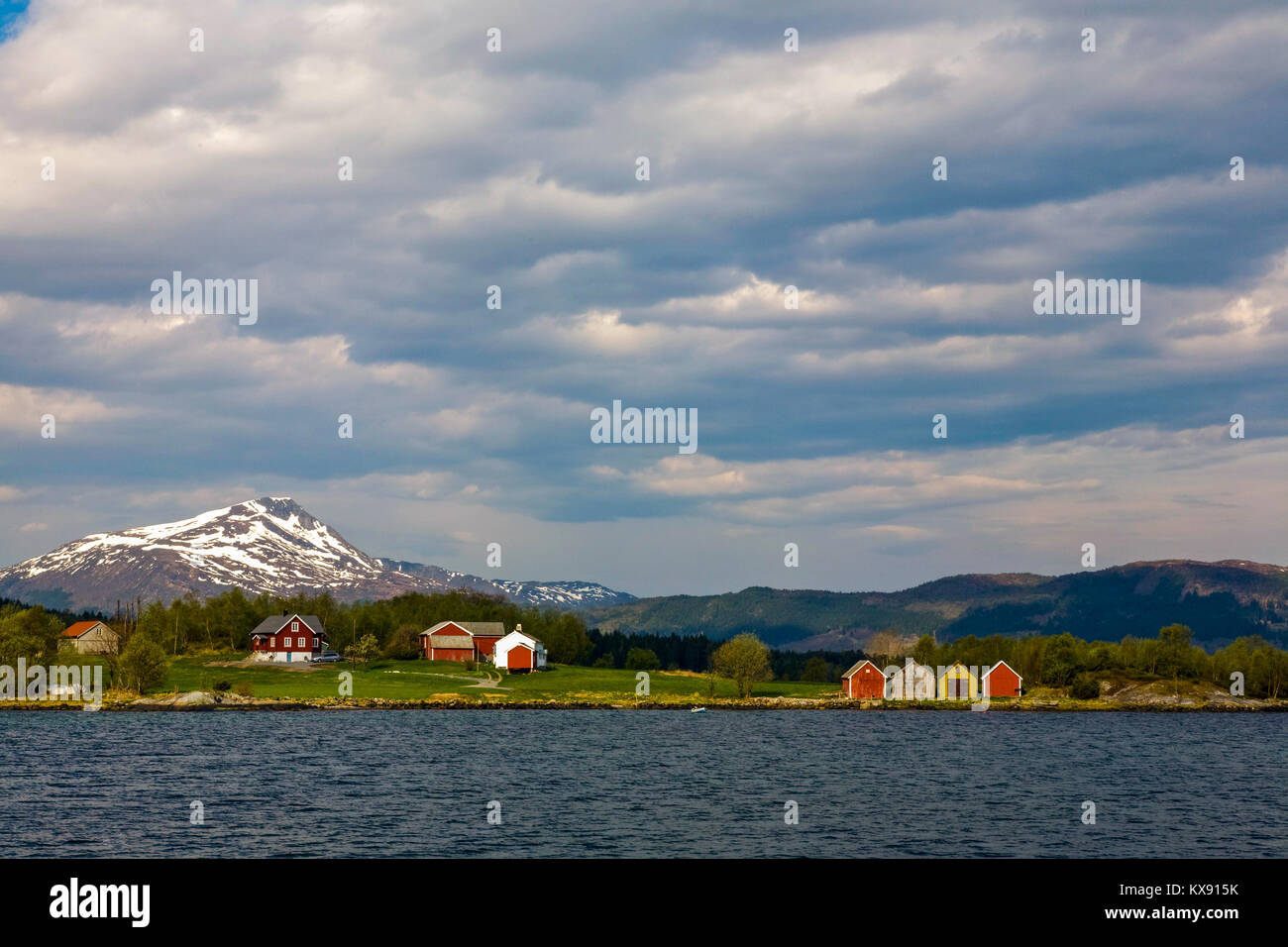 Coastal farm hi-res stock photography and images - Alamy