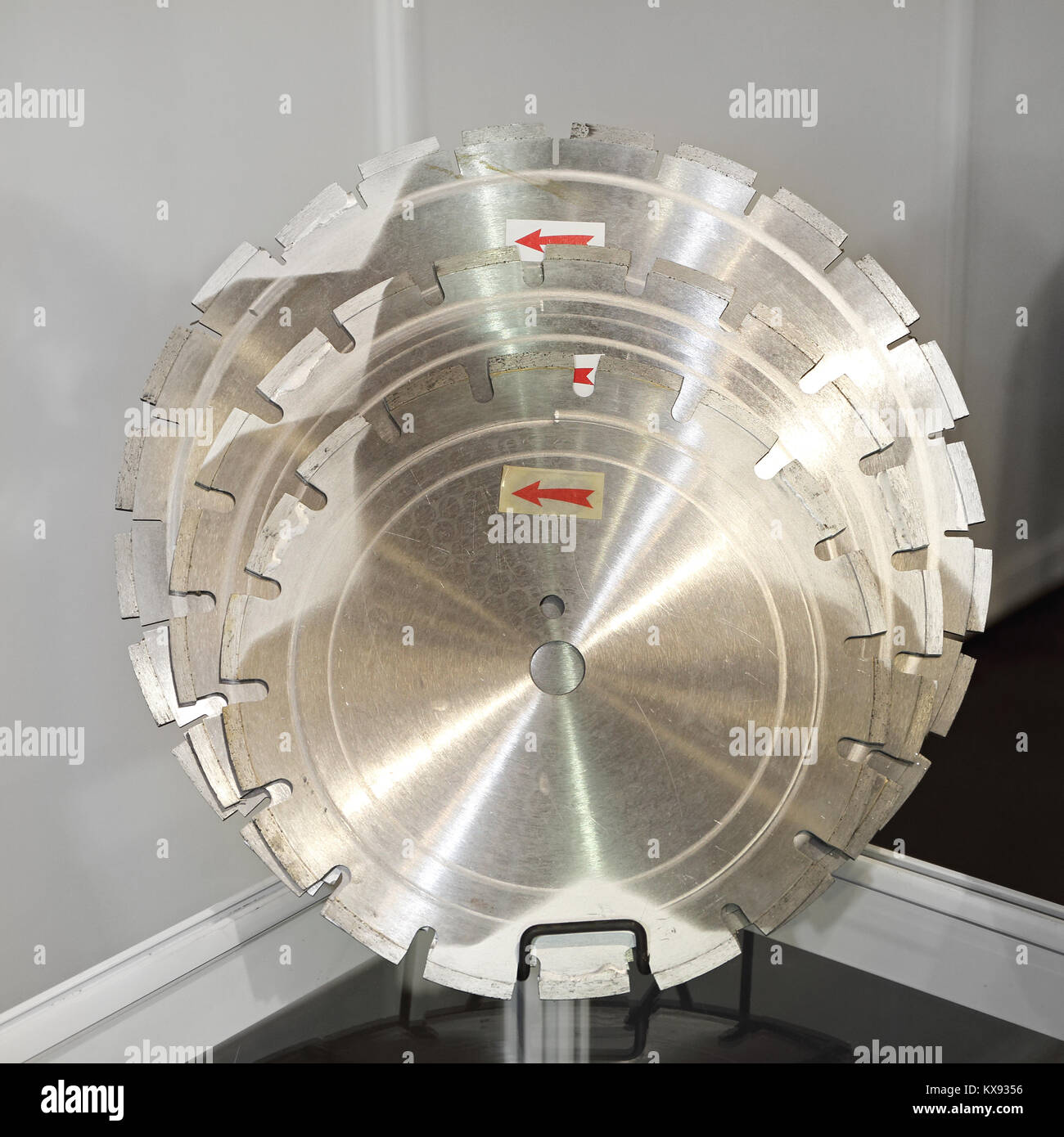 Rotating Saw Stock Photos & Rotating Saw Stock Images - Alamy