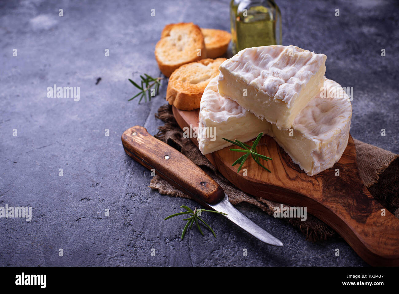 Baked camembert board hi-res stock photography and images - Alamy