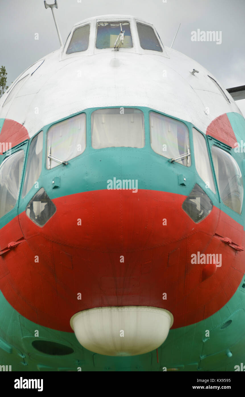 Mil mi 12 helicopter High Resolution Stock Photography and Images - Alamy