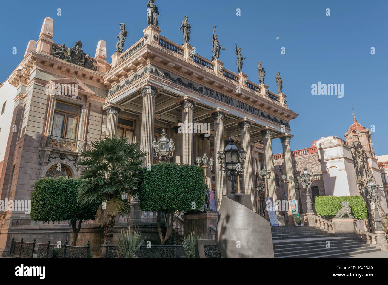 Teatro juarez hi-res stock photography and images - Alamy