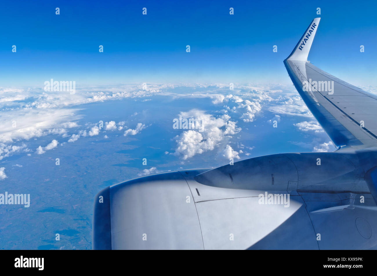 Window side view from airplane hi-res stock photography and images - Alamy
