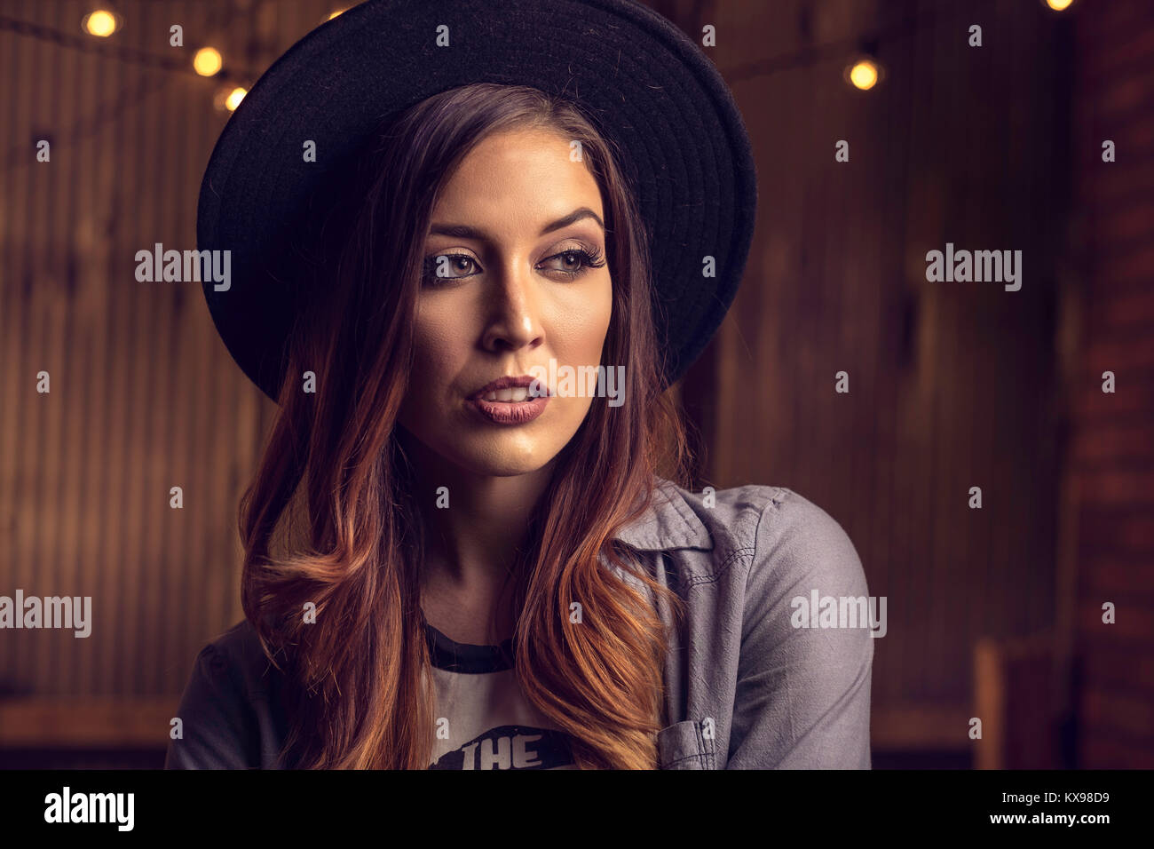 Fashion urban hi-res stock photography and images - Alamy