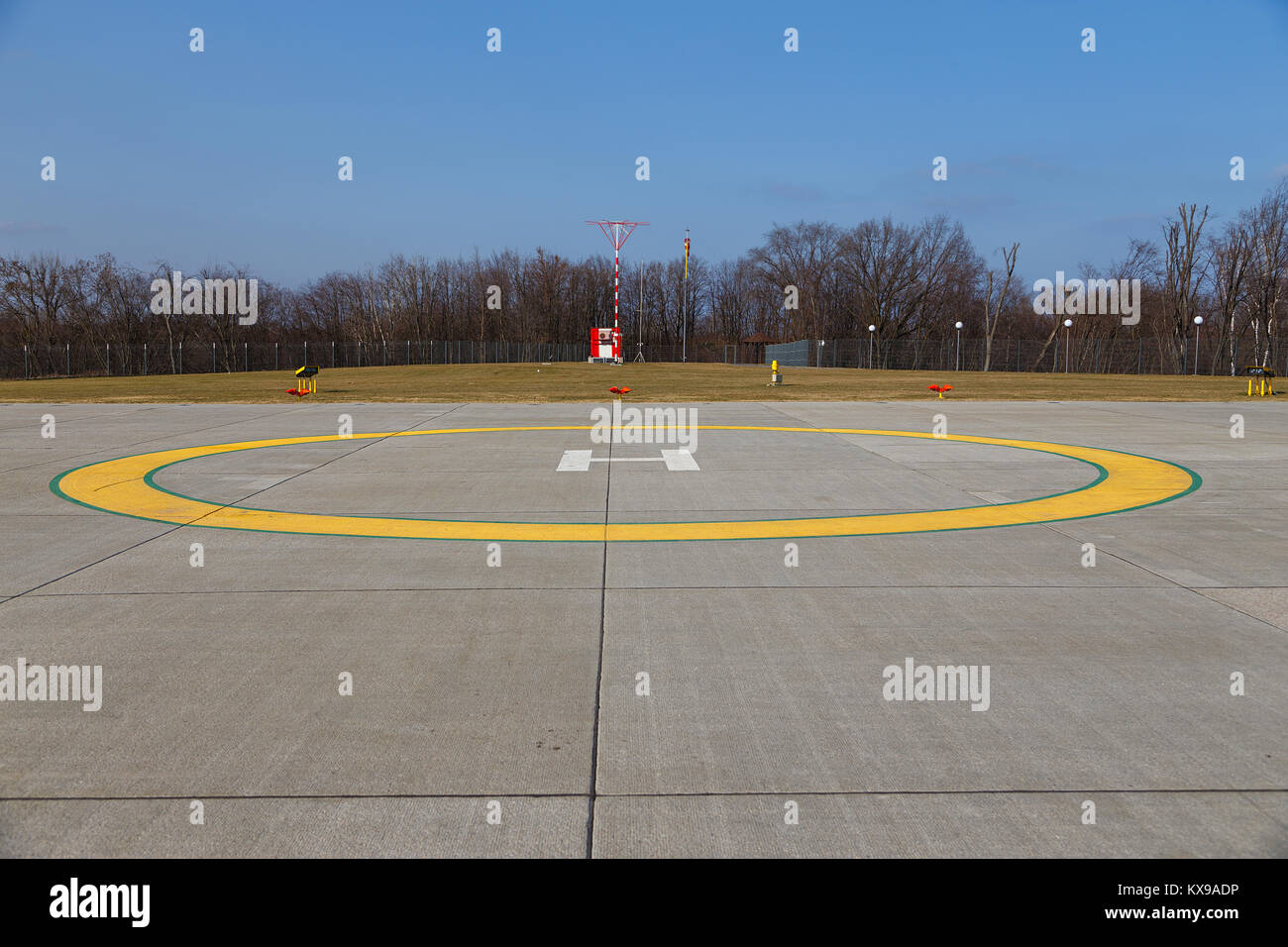 Helicopter landing place helipad hi-res stock photography and images ...