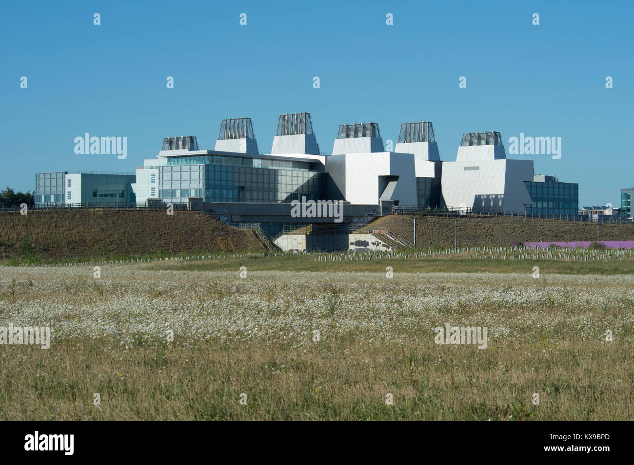 Mrc molecular biology lab cambridge hi-res stock photography and images ...
