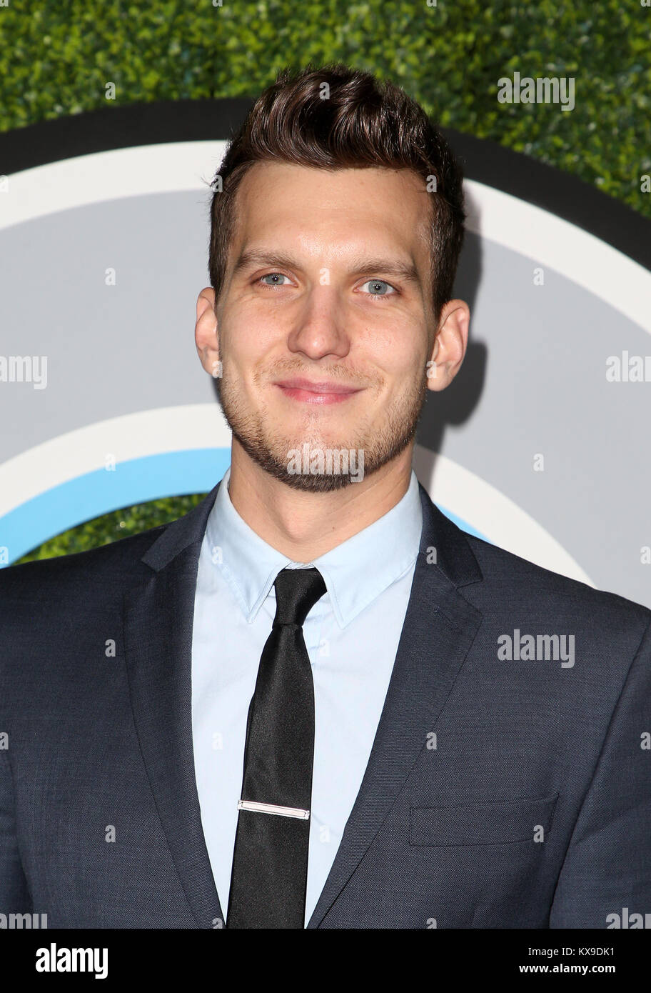 Scott Michael Foster Shirtless